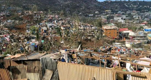 CYCLONE IN MAYOTTE: 50,000 LIVES TO SHELTER, DONATE NOW! - Acted
