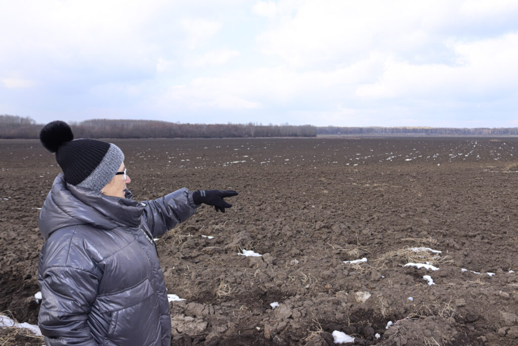 Supporting farmers for climate resilient agricultural practices in ...